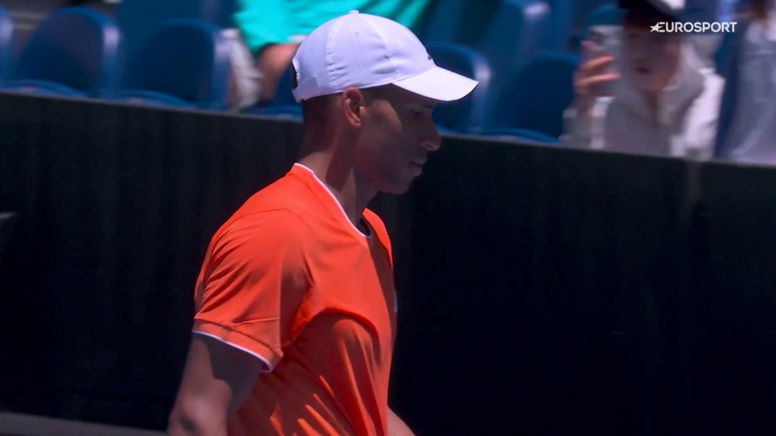 Tenis. Felix Auger Aliassime poddał mecz przeciwko Nuno Borgesowi w 1 ...