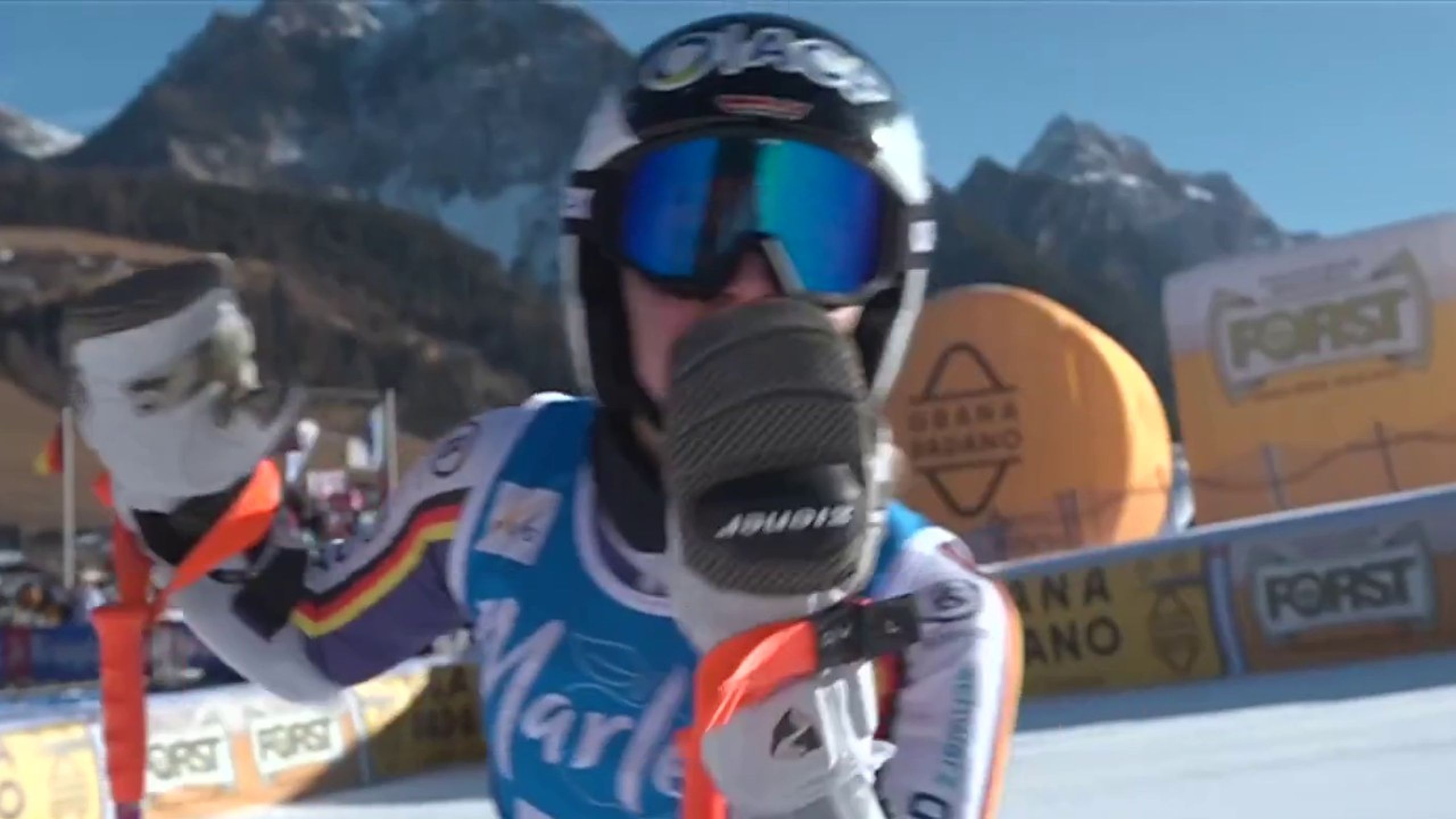 Ski-Weltcup in Kronplatz: Romy Ertl kommt mit großem Rückstand ins Ziel ...