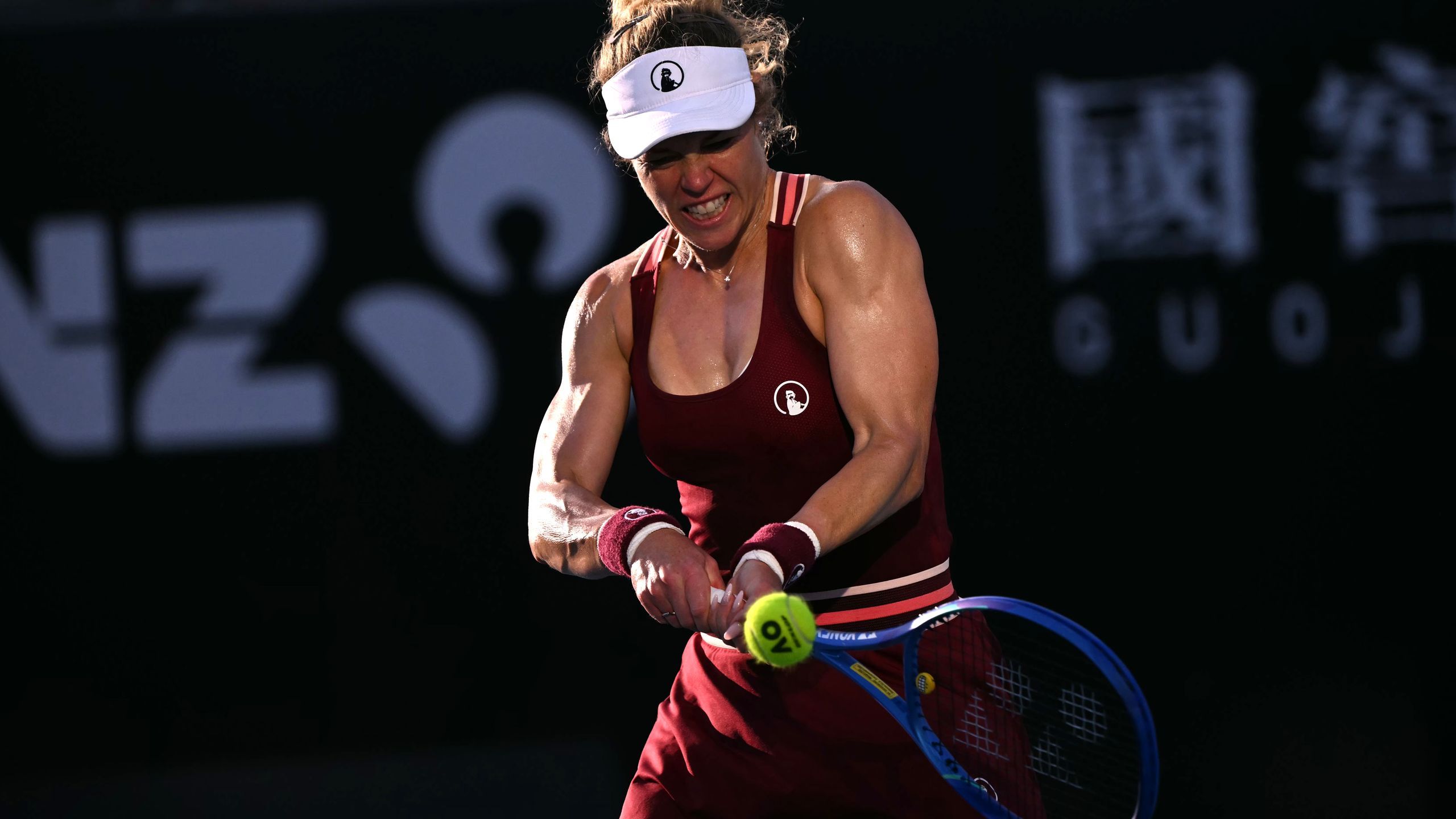 "Mama tuturor revenirilor" pe partea de tablou a Soranei Cîrstea! A ...