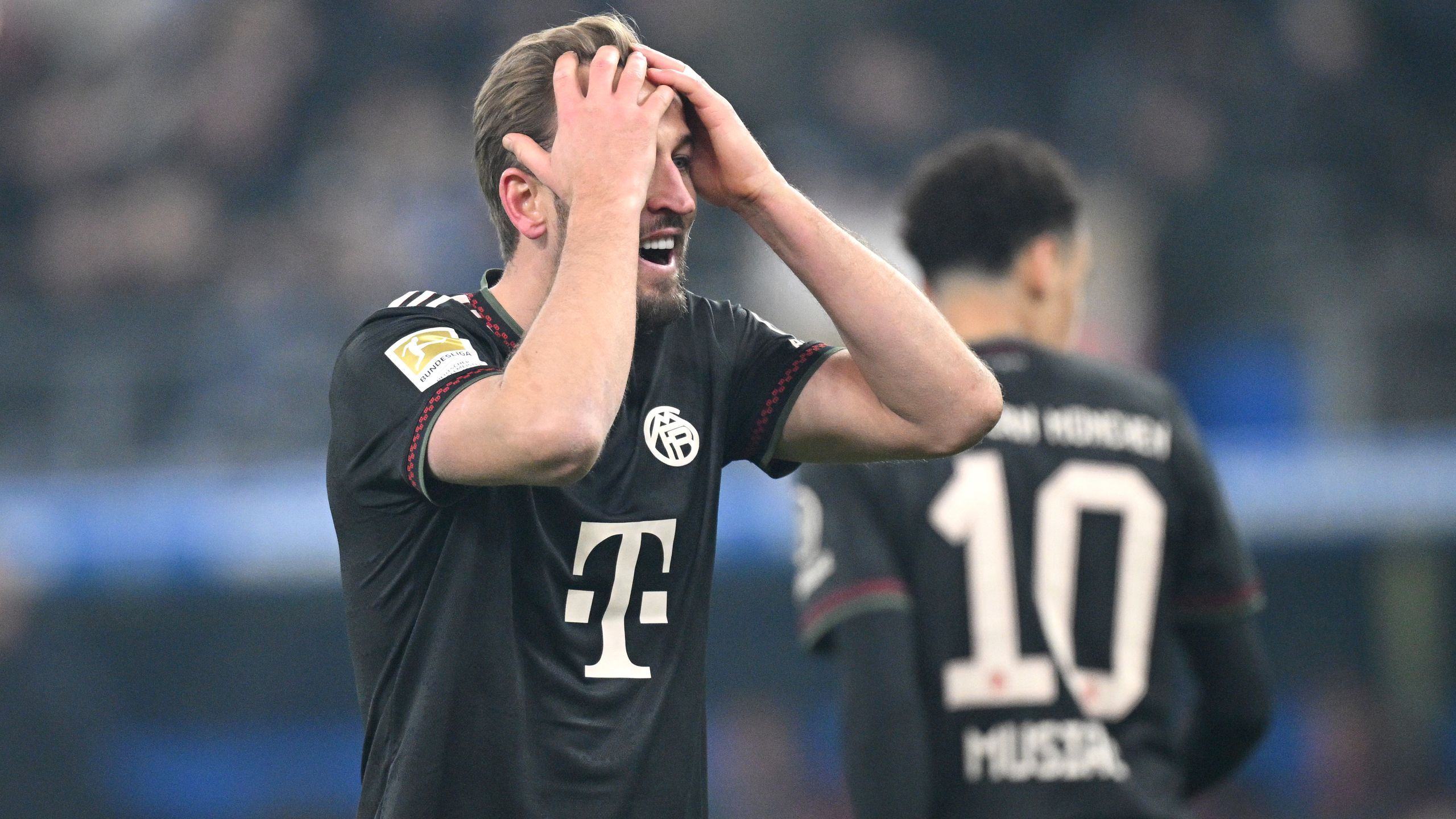 Motivul incredibil pentru care Bayern se gândește să amâne meciul cu ...