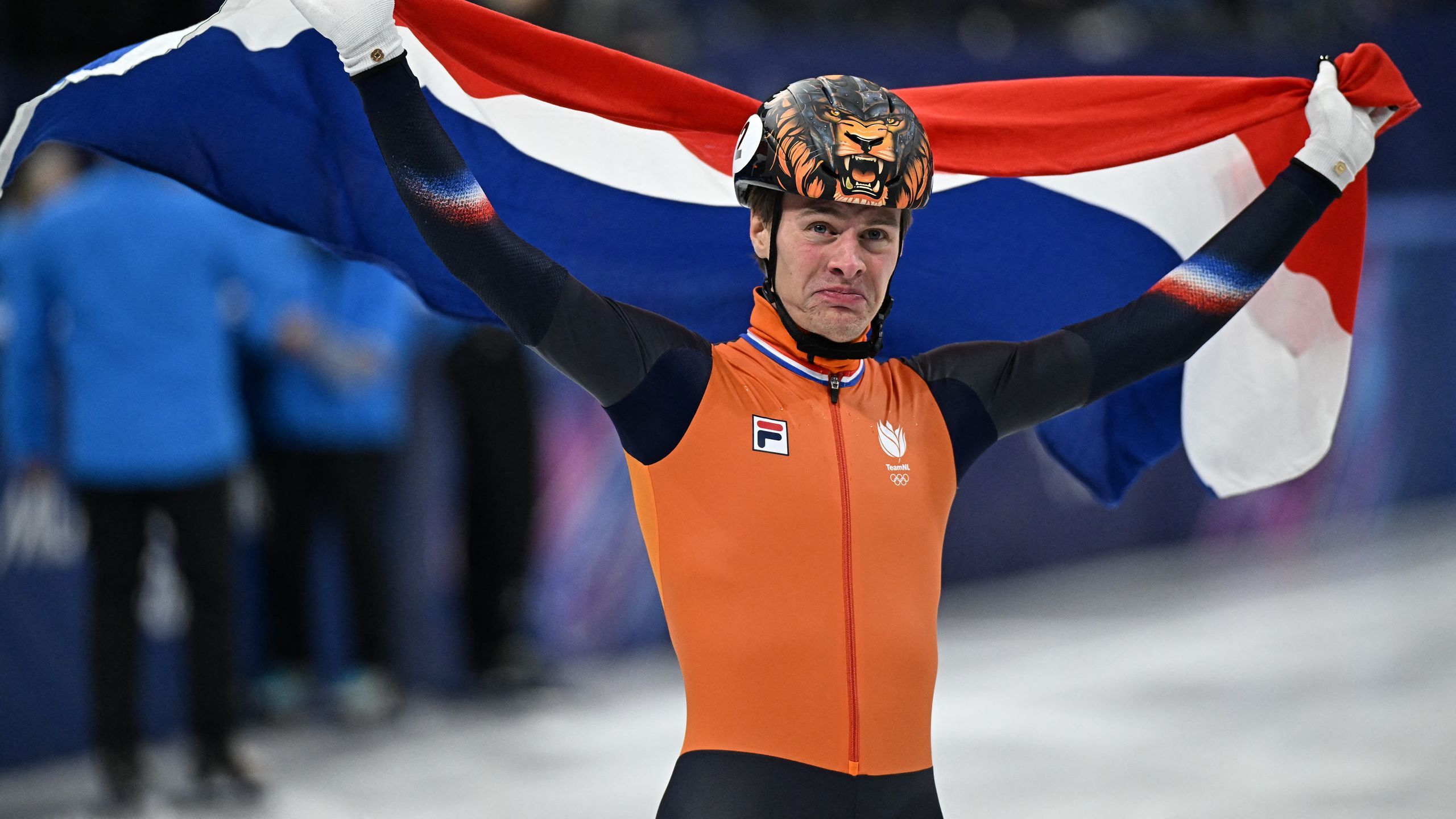 Jens van 't Wout verovert gouden medaille op 1000 meter na fenomenale ...