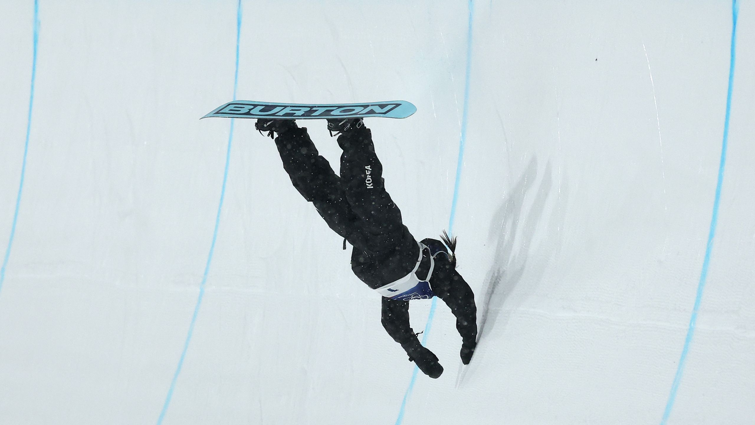 Olympia 2026 - Snowboard Halfpipe: Schmerzhaftes Olympia-Debüt für Choi ...