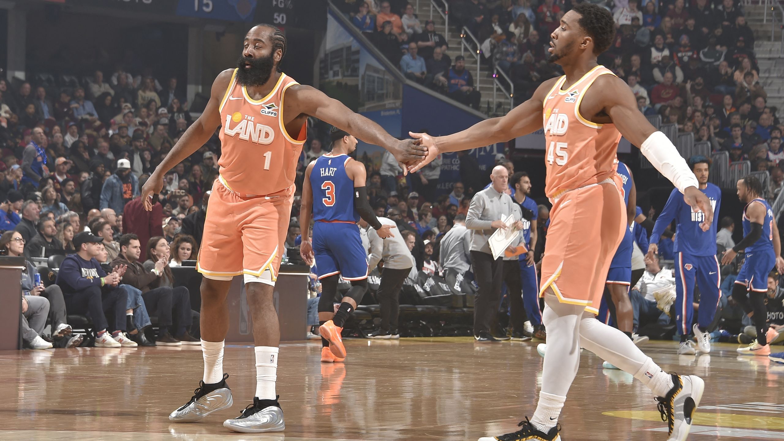 NBA - James Harden, Donovan Mitchell et les Cleveland Cavaliers font ...