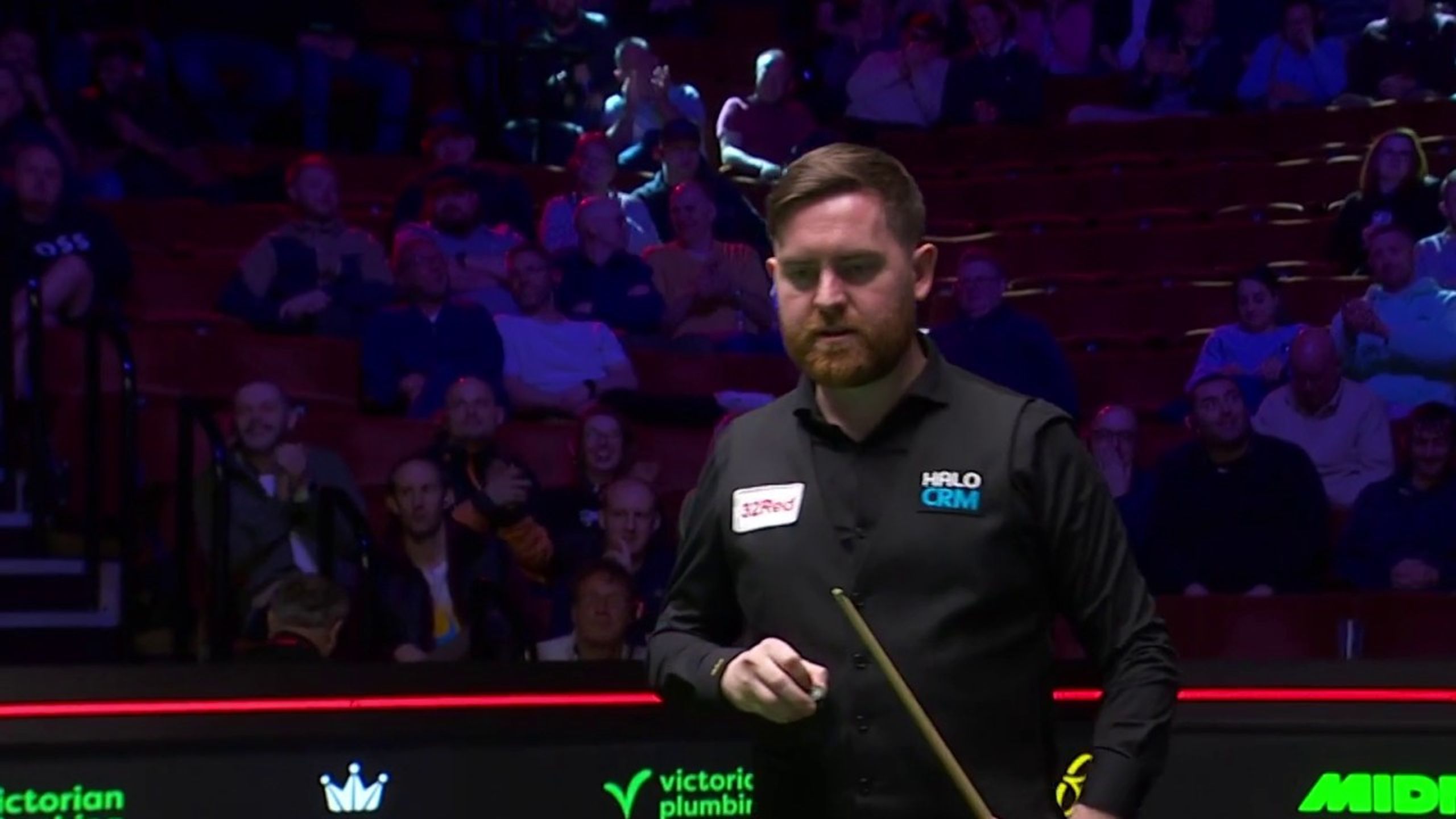 Snooker-WM: Jak Jones mit Mega-Fluke gegen Mark Selby - Riesenglück ...
