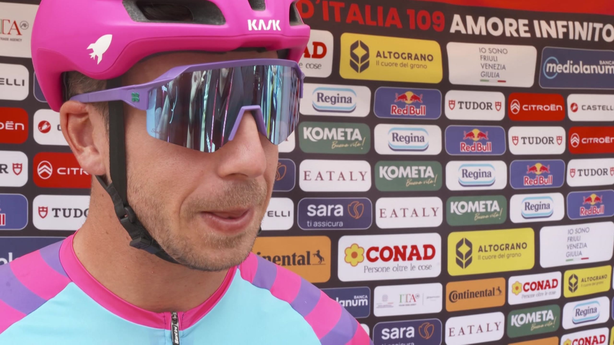 Dylan Groenewegen zette schouder zelf terug na val - ”Ik dacht eerst ...