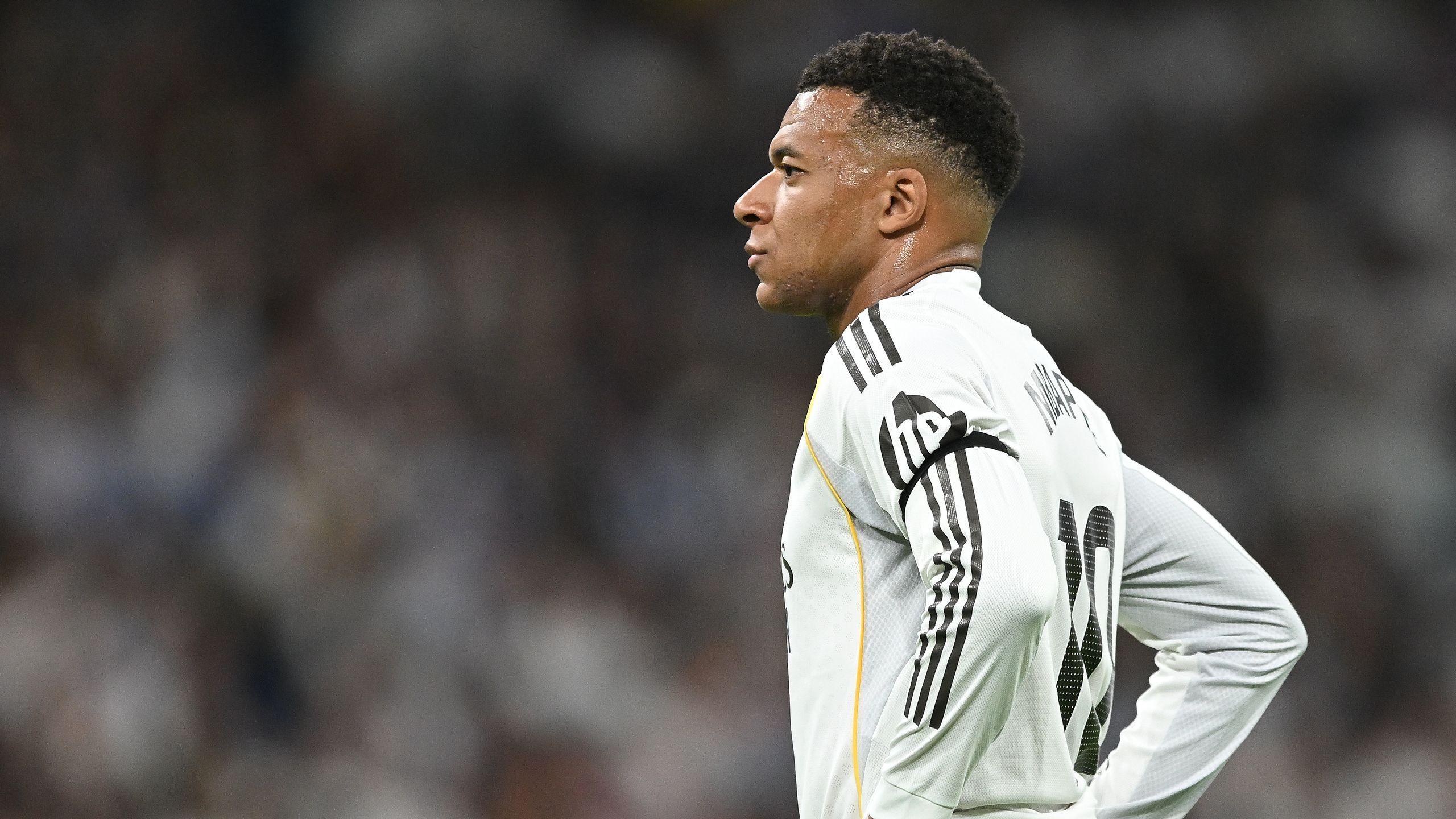 Mbappé no llega al Clásico del Camp Nou: Se cae de la lista para el ...