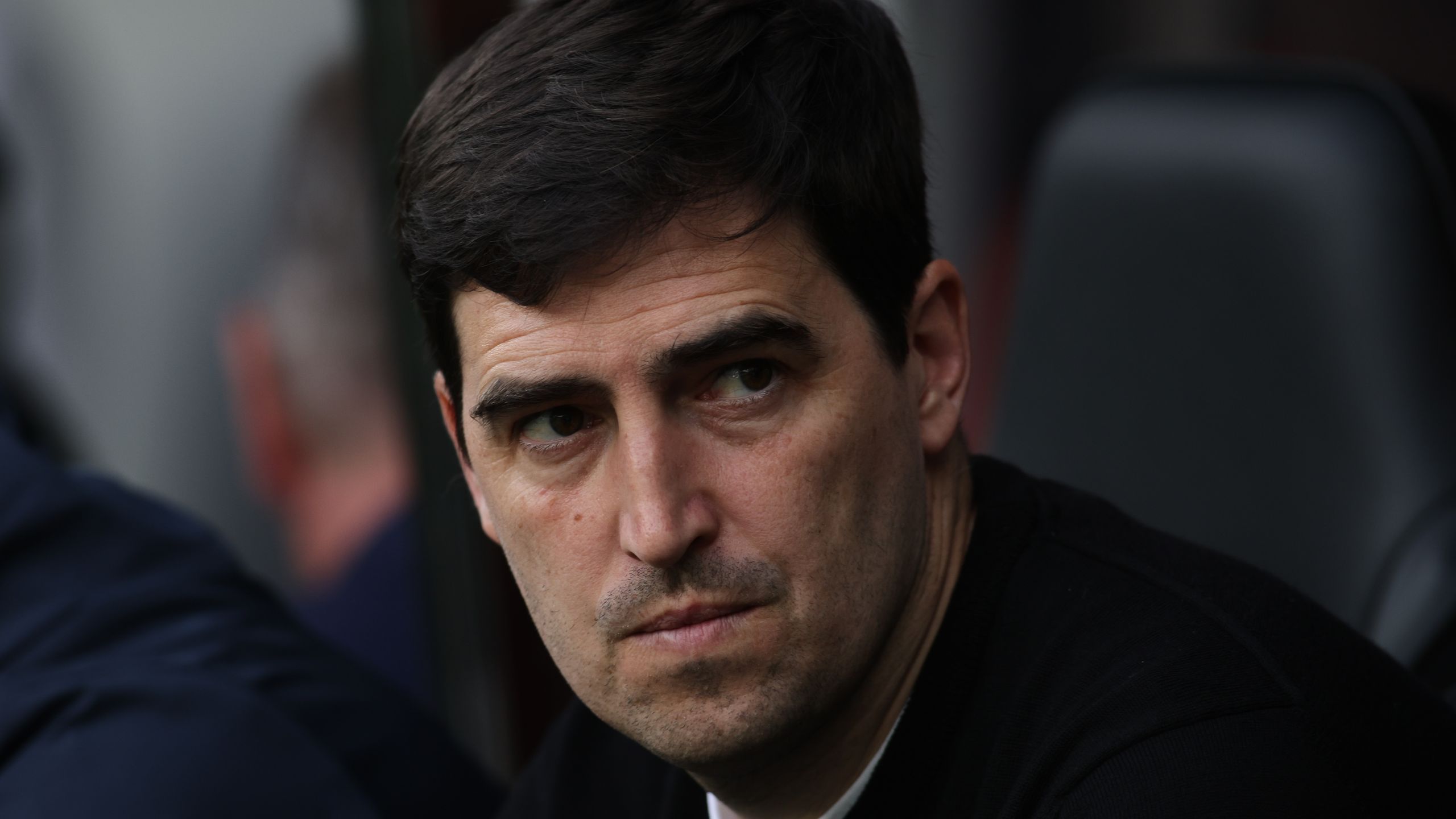 Még ki sem nevezték a Liverpool új edzőjét, a klublegenda Jamie ...