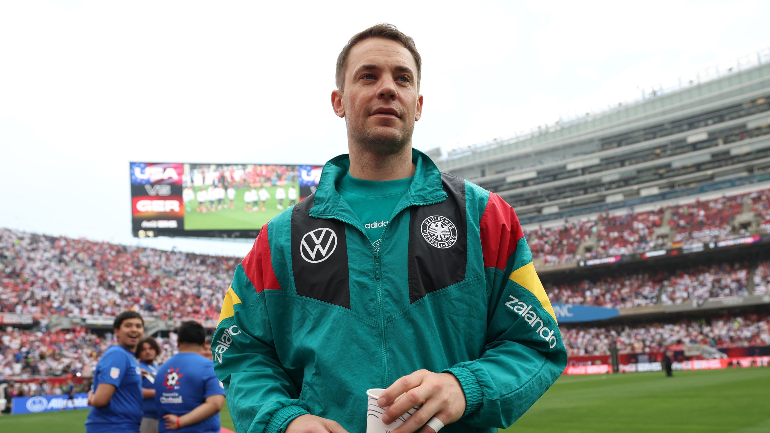 Manuel Neuer für Deutschland gegen Curaçao im Tor - Bundestrainer ...
