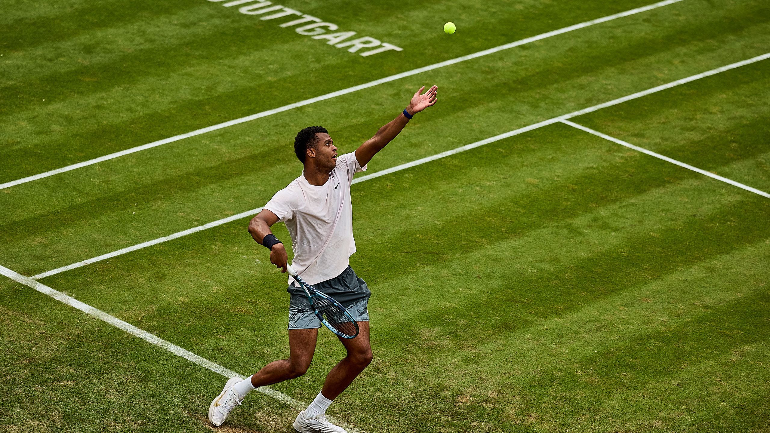ATP Stuttgart I Giovanni Mpetshi Perricard s'en sort non sans mal face ...