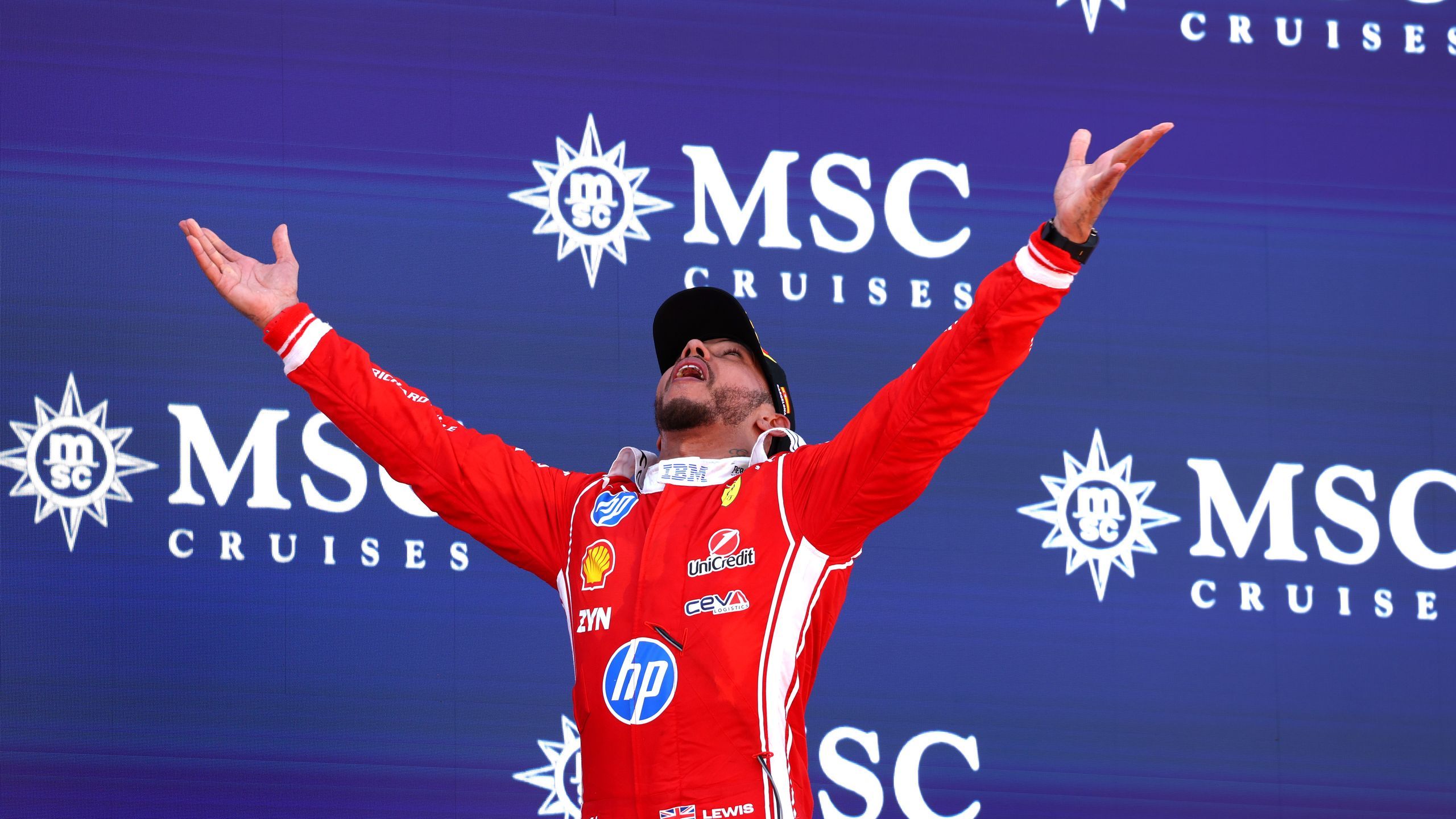 Lewis Hamilton regale a Barcellona, doma le Mercedes e la Ferrari torna ...
