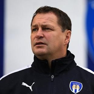 Colchester part company with manager Tony Humes - Eurosport