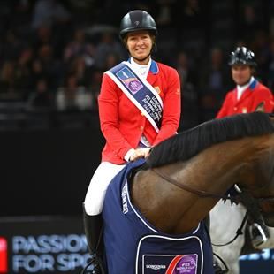 Elizabeth Madden vince la prima prova di FEI World Cup - Eurosport