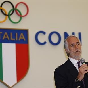 Le comité olympique italien (CONI) devrait éviter la suspension pour ...