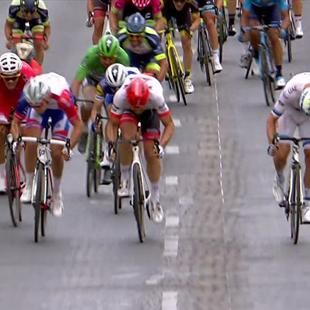 Se sluttspurten opp Champs-Elysées: Her vinner Kristoff - Sykkel video ...