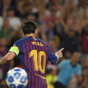 Lionel Messi (Barcelone) a repris l'entraînement avec un nouveau look ...