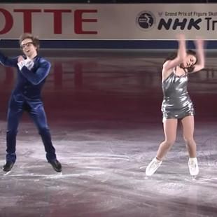 Kaitlin Hawayek és Jean-Luc Baker fergeteges produkciója a gálán ...