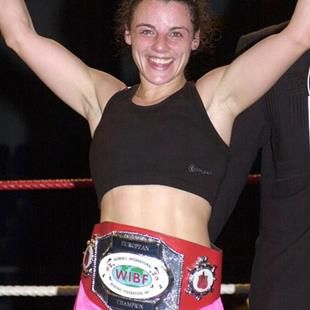 Fallece María Jesús Rosa, primera boxeadora española en ser campeona ...