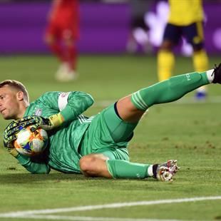 FC Bayern München: Manuel Neuer über Aussagen von Berater Thomas Kroth ...