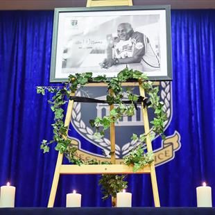 International - L'Afrique du Sud rend hommage à la légende des ...