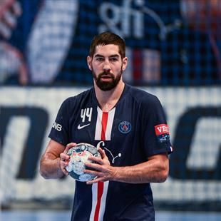 Hand : Paris prend le large après sa victoire face à Ivri (30-24 ...