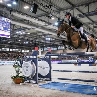 Scott Brash au nez et à la barbe de Darragh Kenny à Vérone - Eurosport