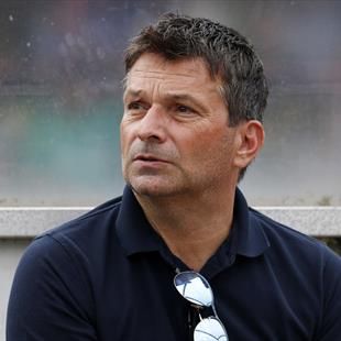 Christian Heidel weist Vorwürfe von Alexander Nübels Berater zurück ...