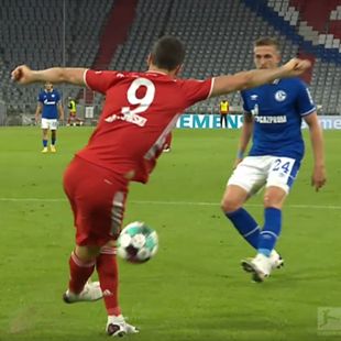 FC Bayern: Lewandowski glänzt mit Rabona-Vorlage gegen Schalke - Eurosport