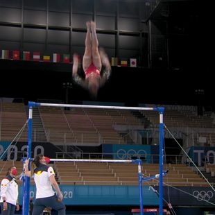 Tokyo 2020 : Big fails at uneven bars - Torna videó - Eurosport