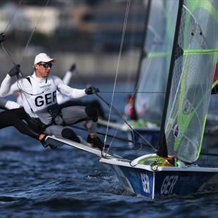 Olympia 2021: Deutsche Segler starten erfolgreich in die olympische ...