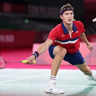 Axelsen gyakorlatilag leiskolázta a címvédőt az olimpiai döntőben ...