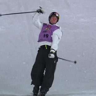 Big Air in Chur: Matej Svancer mit glänzendem zweiten Versuch - Ski ...