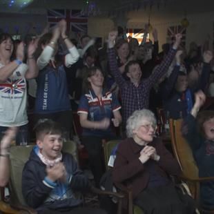 Scenes from Stranraer during the curling - SHORT - Curling video ...