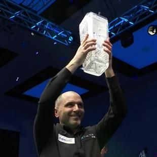 Welsh Open: Joe Perry schlägt Judd Trump im Finale und krönt starke ...