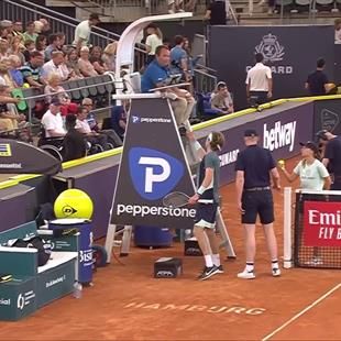Moment uluitor la Hamburg! Rublev, penalizat cu un punct pentru că l-a ...