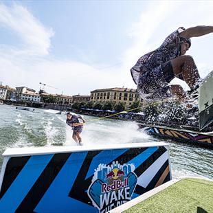 Red Bull Wake the City: Jamie Lopina – Marie Rougier e Leonardo Gatti ...