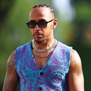 Lewis Hamilton: Wirbel um Piercing des Rekord-Weltmeisters der Formel 1 ...