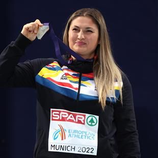 Bianca Ghelber, campioană europeană la aruncarea ciocanului, cea mai ...