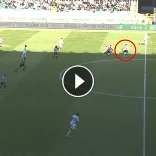 Valerio Verre, gol pazzesco da centrocampo - Eurosport