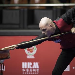 Mistrzostwa świata w snookerze. Elliot Slessor awansował, musi planować ...