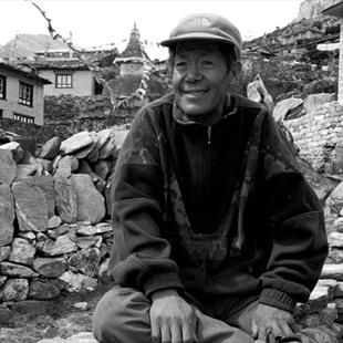 Ang Rita. Sherpa, pierwszy człowiek, który wspiął się na Mount Everest ...