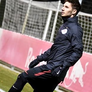 Patrick Farkas, piłkarz Salzburga, opowiada o przebytym udarze - Eurosport