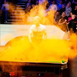 Snooker-WM 2023: Stars reagieren auf Protest-Aktion von "Just Stop Oil ...