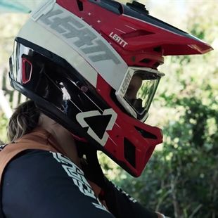 Mountain Bike World Series: Morgane Charre wins in Finale Outdoor ...