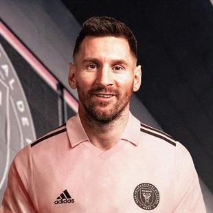 Voetbal | Messi tekent bij Inter Miami - Jude Bellingham voor meer dan ...
