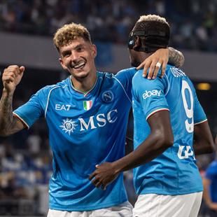 Serie A - Le pagelle di Napoli-Sassuolo 2-0: Di Lorenzo MVP, Politano inarrestabile, Osimhen ...