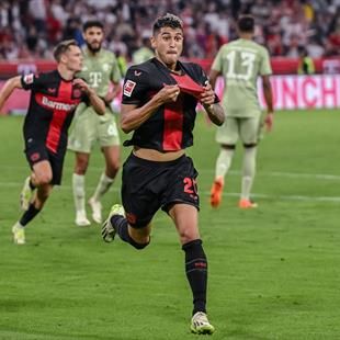 Bayer Leverkusen - Weltmeister Exequiel Palacios verlängert Vertrag bis ...