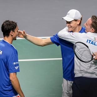 Jannik Sinner eroico! Con Lorenzo Sonego trascina l'Italia in semifinale di Coppa Davis, Olanda ...
