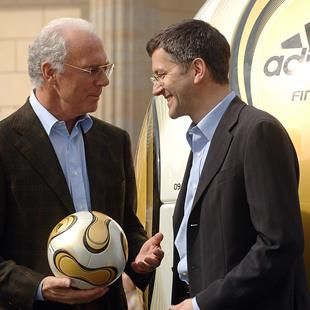FC Bayern: Herbert Hainer gedenkt seinem Freund Franz Beckenbauer ...