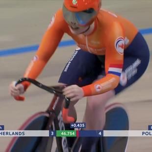 EK Baanwielrennen | Lamberink, Van de Wouw en Van der Peet snellen naar brons op teamsprint ...