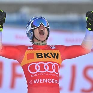 Odermatt vince a Wengen la prima discesa in Coppa del Mondo, podio ...